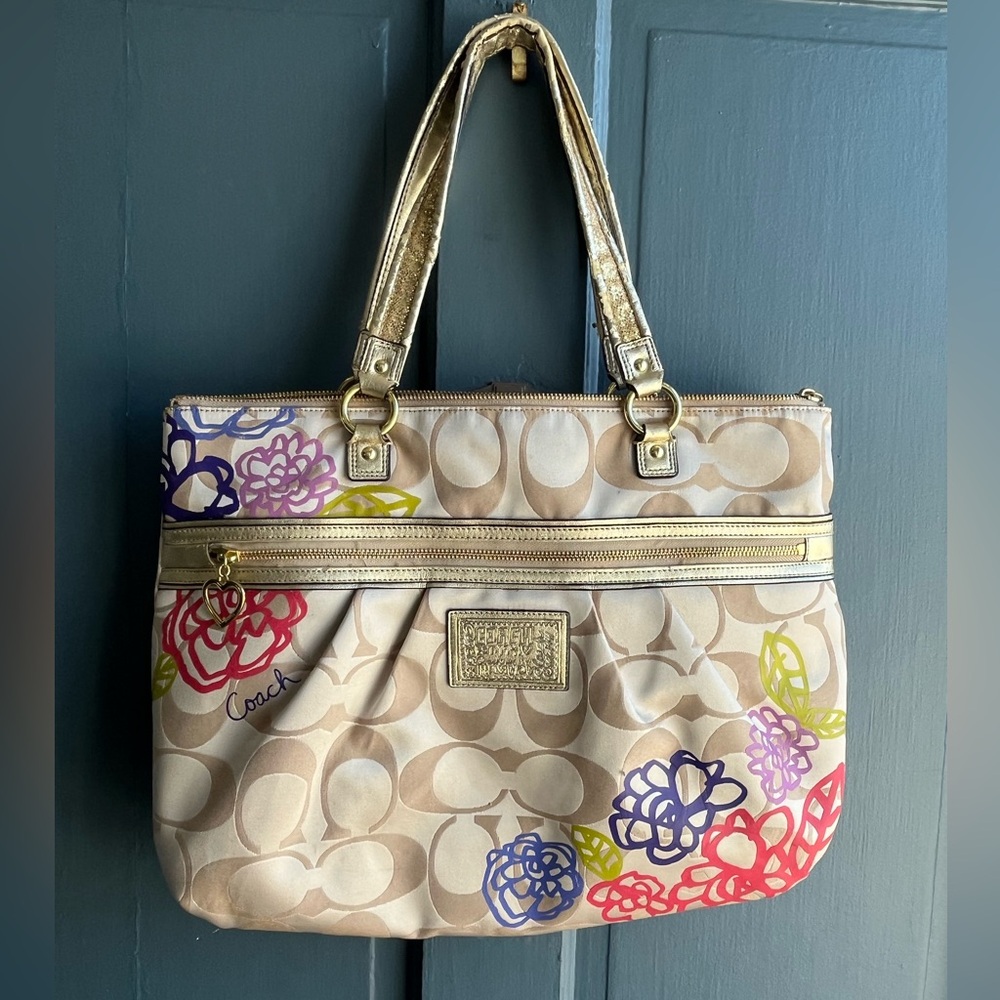 Coach Poppy Daisy Signature Applique Glam Tote -Rehab - Gem